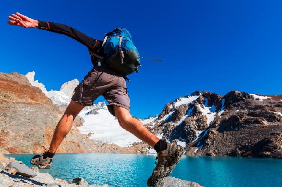 Get Ready To Hike Mount Fitz Roy: From El Calafate to El Chalten ...