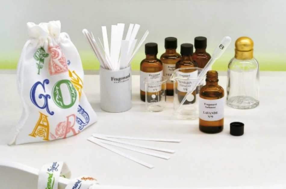 Perfumer's Apprentice Workshop with Fragonard