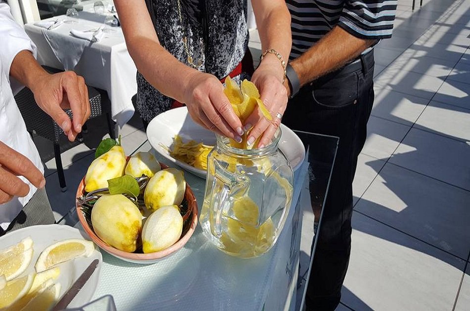 Limoncello Making and Lunch with Lemon Base Positano
