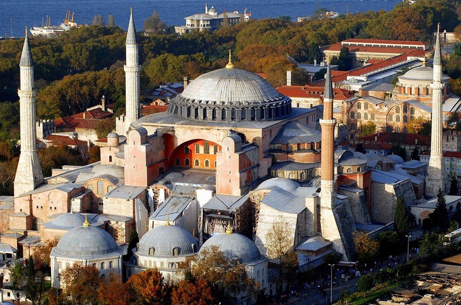 Small Group Tour to Hagia Sophia, Blue Mosque and Grand Bazaar
