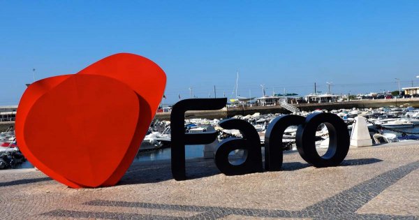 Combination of History and Charm on Fascinating Faro Sightseeing Tours